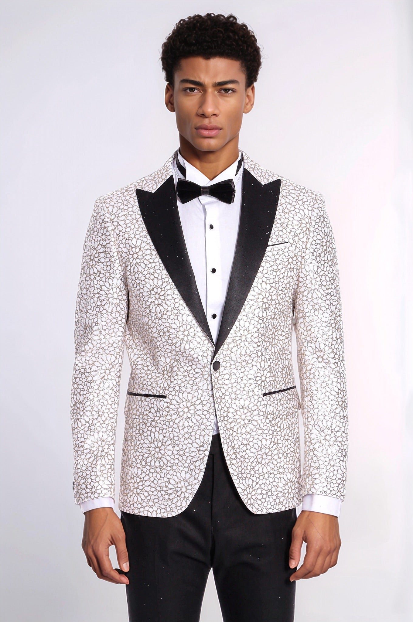Flower Embroidered Pattern White Men Wedding Tuxedo Jacket
